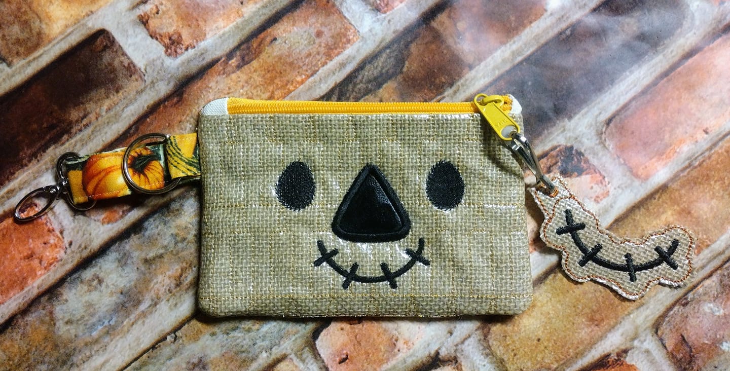 Scarecrow Thanksgiving ITH Zipper Bag – Bella Bleu Embroidery