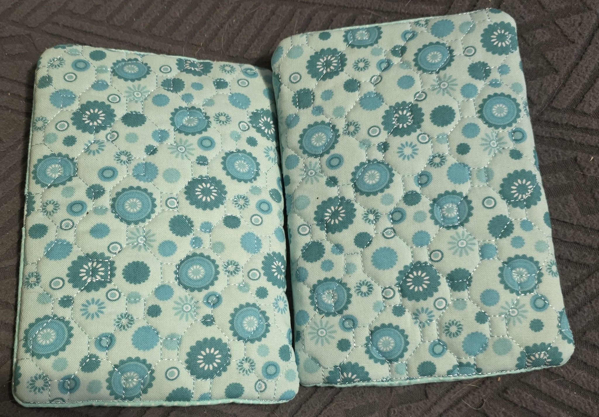 Bobble Stipple ITH Rectangle Oven Mitt – Bella Bleu Embroidery